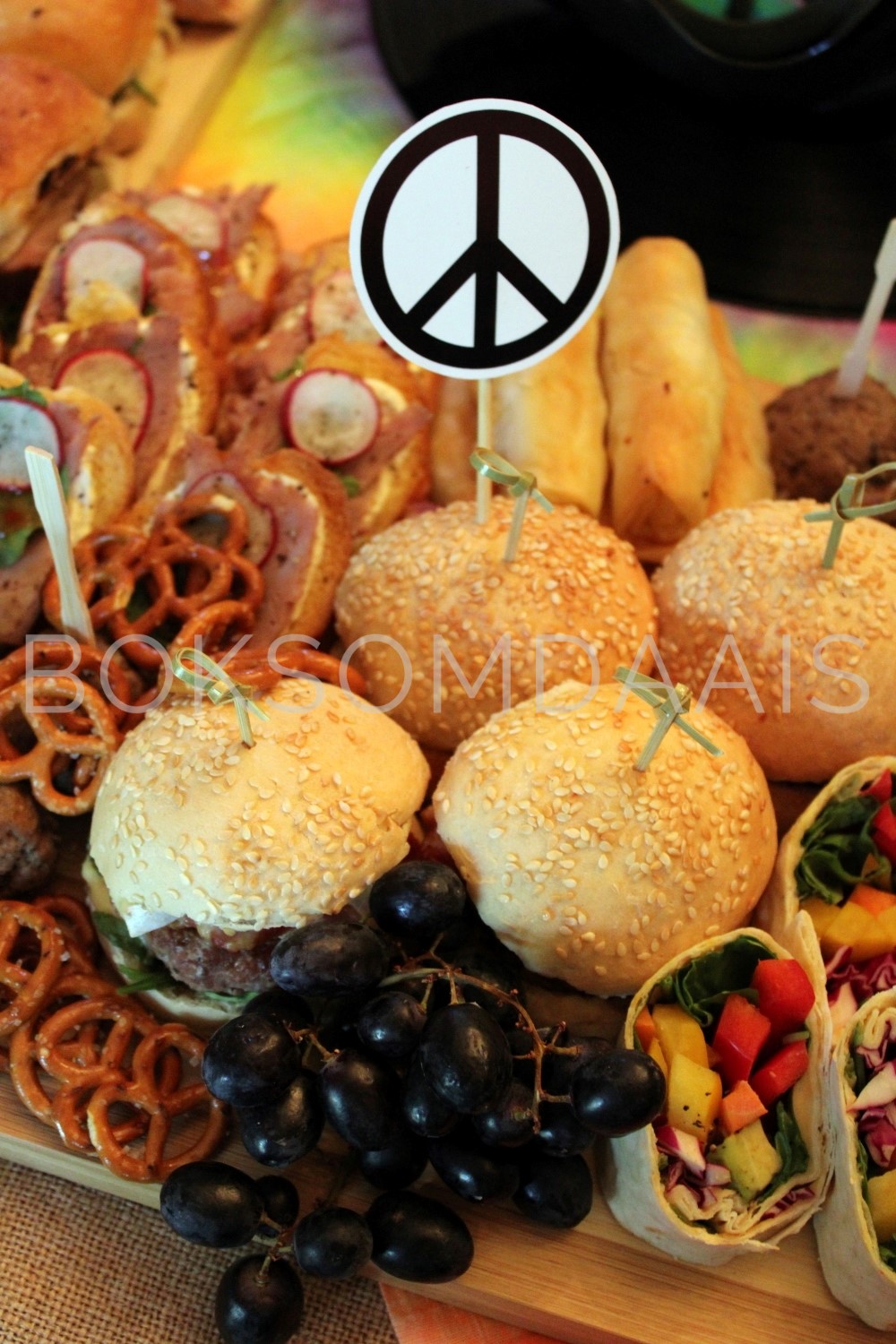 How to Style Your Own 1960's Flower Power Hippie Party