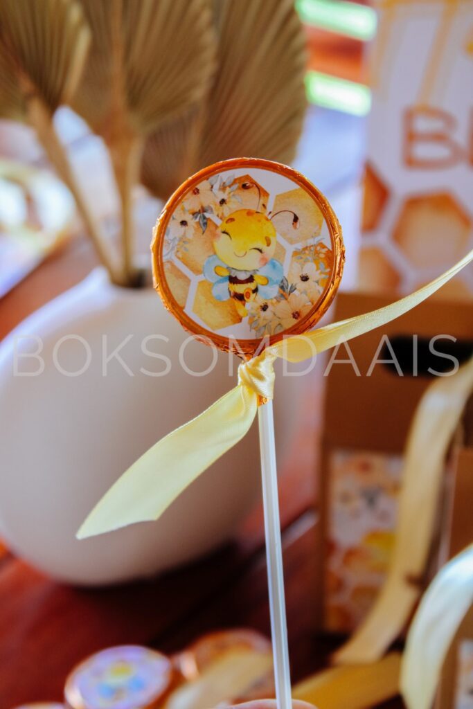 Boho Honey Bee Children's Party Ideas by Boksomdaais Boutique Events