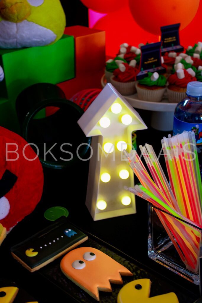 Retro Arcade Children's Party Ideas by Boksomdaais Boutique Events